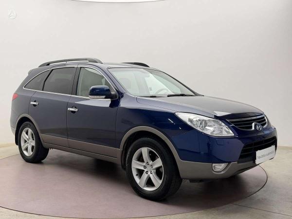 Blue Hyundai Ix55 2009 in Panevezys, with an engine capacity of 2.96 L and mileage of 339 thousand km for 4890 €, photo 3 on AUTOMOTO.COM.LV