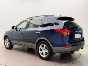 Blue Hyundai Ix55 2009 in Panevezys, with an engine capacity of 2.96 L and mileage of 339 thousand km for 4890 €, photo 7 on AUTOMOTO.COM.LV