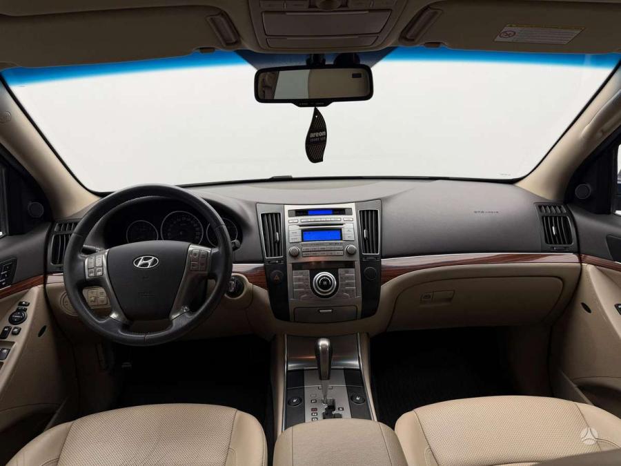 Blue Hyundai Ix55 2009 in Panevezys, with an engine capacity of 2.96 L and mileage of 339 thousand km for 4890 €, photo 24 on AUTOMOTO.COM.LV