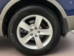 Blue Hyundai Ix55 2009 in Panevezys, with an engine capacity of 2.96 L and mileage of 339 thousand km for 4890 €, photo 40 on AUTOMOTO.COM.LV