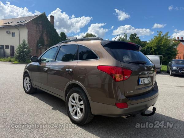 Hyundai Ix55 2010 in Tartu, with an engine capacity of 3.00 L and mileage of 272 thousand km for 6999 €, photo 6 on AUTOMOTO.COM.LV