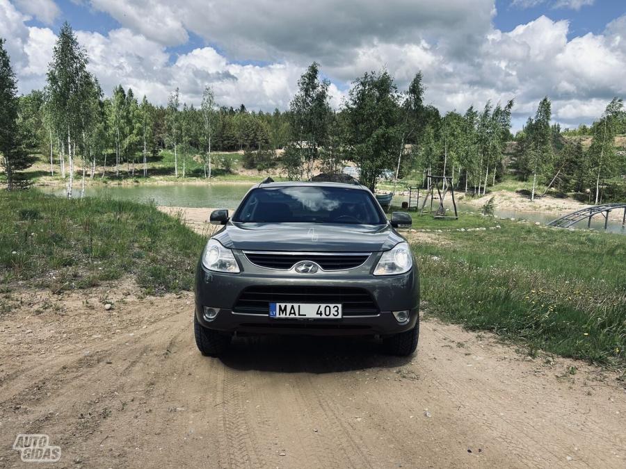 Zaļš Hyundai Ix55 2010 Klaipėda, ar dzinēja tilpumu 3.00 L un nobraukumu 310 tūkst. km par 4900 €, foto 1 vietnē AUTOMOTO.COM.LV