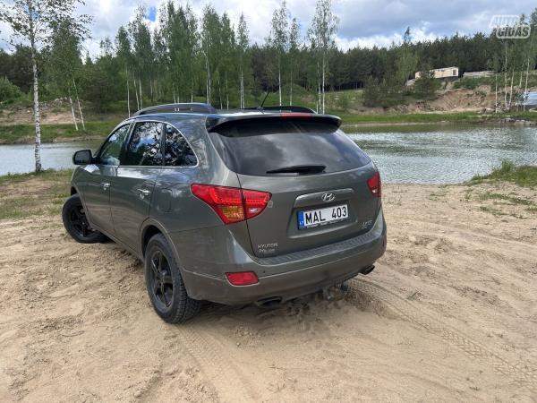 Zaļš Hyundai Ix55 2010 Klaipėda, ar dzinēja tilpumu 3.00 L un nobraukumu 310 tūkst. km par 4900 €, foto 6 vietnē AUTOMOTO.COM.LV