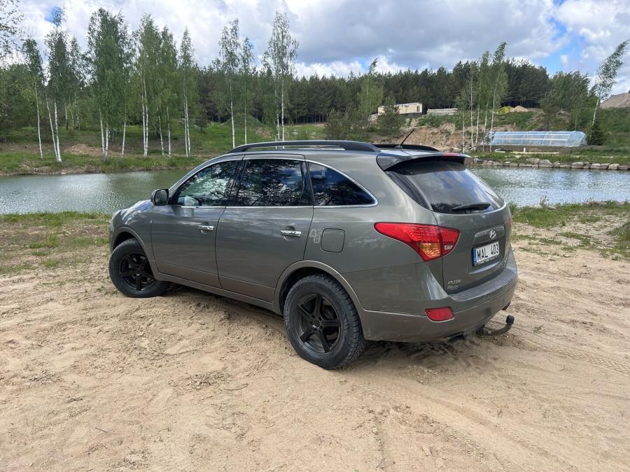 Zaļš Hyundai Ix55 2010 Klaipėda, ar dzinēja tilpumu 3.00 L un nobraukumu 310 tūkst. km par 4900 €, foto 9 vietnē AUTOMOTO.COM.LV