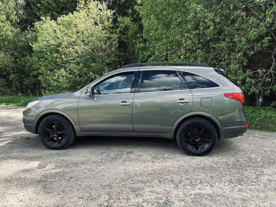 Zaļš Hyundai Ix55 2010 Klaipėda, ar dzinēja tilpumu 3.00 L un nobraukumu 310 tūkst. km par 4900 €, foto 10 vietnē AUTOMOTO.COM.LV