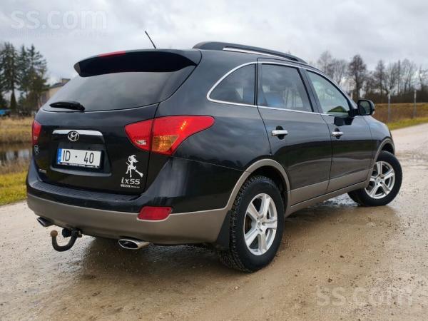 Pelēks Hyundai Ix55 2009 Preiļi, ar dzinēja tilpumu 3.00 L un nobraukumu 237 tūkst. km par 5500 €, foto 2 vietnē AUTOMOTO.COM.LV