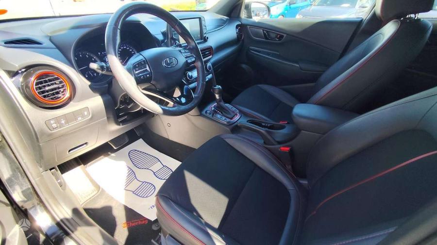 Melns Hyundai Kona 2018 Kauņa, ar dzinēja tilpumu 1.60 L un nobraukumu 118 tūkst. km par 12950 €, foto 16 vietnē AUTOMOTO.COM.LV