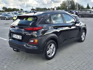 Black Hyundai Kona 2018 in Taurage, with an engine capacity of 1.00 L and mileage of 160 thousand km for 9300 €, photo 5 on AUTOMOTO.COM.LV