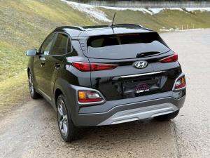 Black Hyundai Kona 2019 in Vilnius, with an engine capacity of 1.60 L and mileage of 130 thousand km for 11999 €, photo 7 on AUTOMOTO.COM.LV
