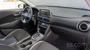 Melns Hyundai Kona 2019 Rīga, ar dzinēja tilpumu 1.60 L un nobraukumu 142 tūkst. km par 14490 €, foto 12 vietnē AUTOMOTO.COM.LV