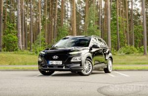 Melns Hyundai Kona 2019 Rīga, ar dzinēja tilpumu 1.60 L un nobraukumu 142 tūkst. km par 12590 €, foto  vietnē AUTOMOTO.COM.LV