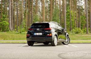 Melns Hyundai Kona 2019 Rīga, ar dzinēja tilpumu 1.60 L un nobraukumu 142 tūkst. km par 12590 €, foto 6 vietnē AUTOMOTO.COM.LV