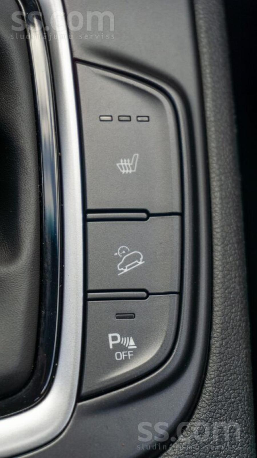 Melns Hyundai Kona 2019 Rīga, ar dzinēja tilpumu 1.60 L un nobraukumu 142 tūkst. km par 12590 €, foto 16 vietnē AUTOMOTO.COM.LV