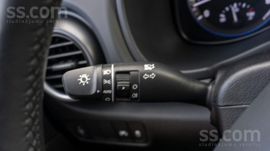 Melns Hyundai Kona 2019 Rīga, ar dzinēja tilpumu 1.60 L un nobraukumu 142 tūkst. km par 12590 €, foto 26 vietnē AUTOMOTO.COM.LV