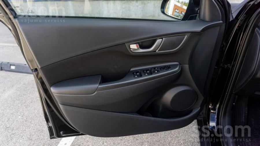 Melns Hyundai Kona 2019 Rīga, ar dzinēja tilpumu 1.60 L un nobraukumu 142 tūkst. km par 12590 €, foto 29 vietnē AUTOMOTO.COM.LV