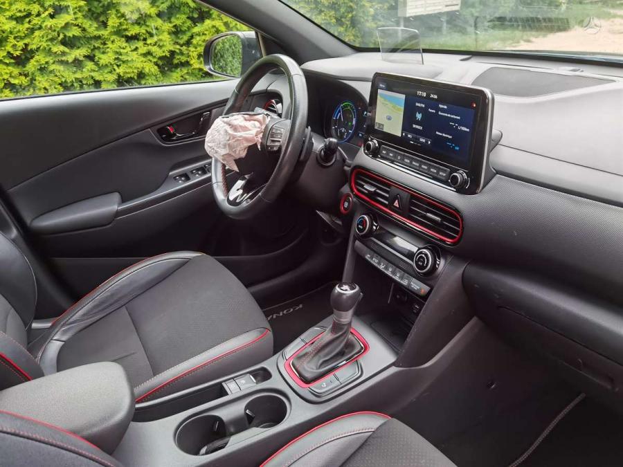 Melns Hyundai Kona 2020 Kauņa, ar dzinēja tilpumu 1.58 L un nobraukumu 178 tūkst. km par 7700 €, foto 15 vietnē AUTOMOTO.COM.LV