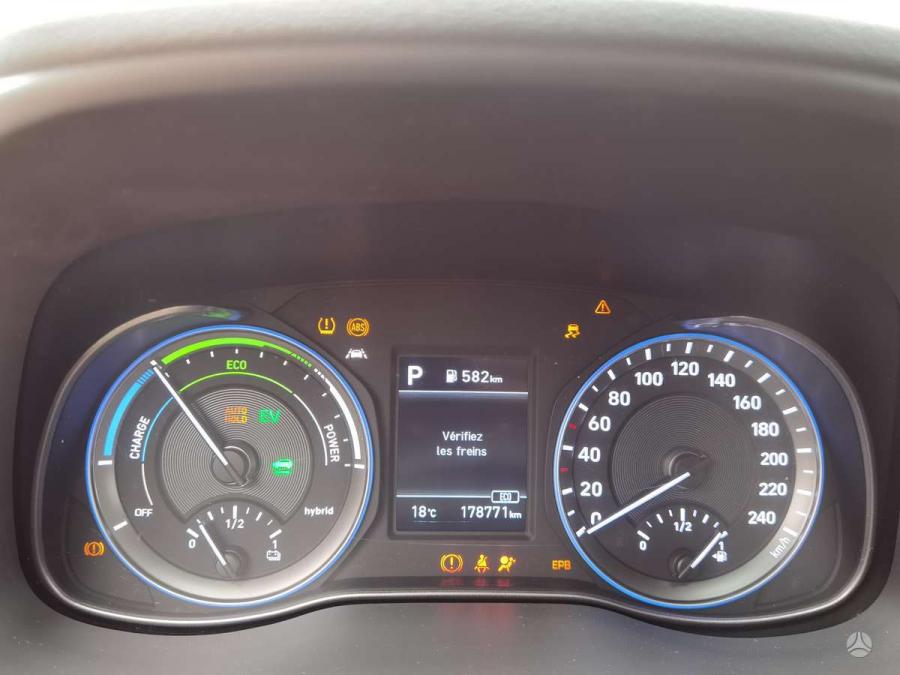 Melns Hyundai Kona 2020 Kauņa, ar dzinēja tilpumu 1.58 L un nobraukumu 178 tūkst. km par 7700 €, foto 23 vietnē AUTOMOTO.COM.LV