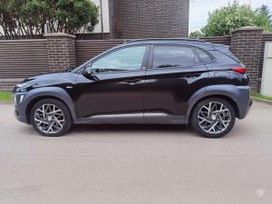 Melns Hyundai Kona 2020 Kauņa, ar dzinēja tilpumu 1.58 L un nobraukumu 179 tūkst. km par 7100 €, foto 4 vietnē AUTOMOTO.COM.LV