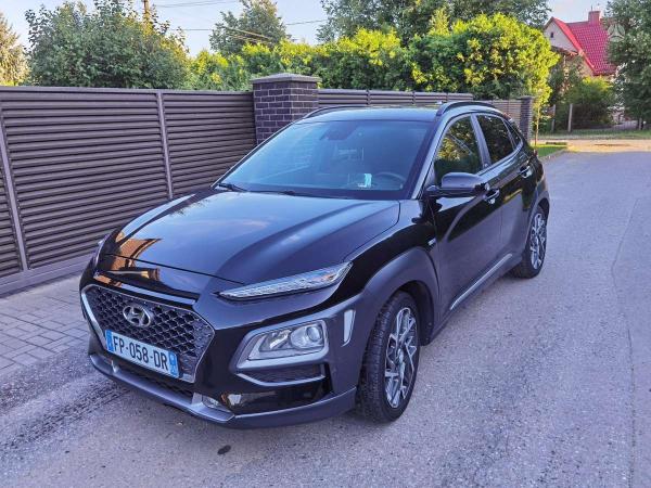 Black Hyundai Kona 2020 in Kaunas, with an engine capacity of 1.58 L and mileage of 179 thousand km for 7700 €, photo 2 on AUTOMOTO.COM.LV