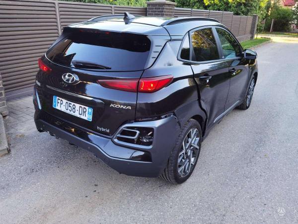 Black Hyundai Kona 2020 in Kaunas, with an engine capacity of 1.58 L and mileage of 179 thousand km for 7700 €, photo 9 on AUTOMOTO.COM.LV