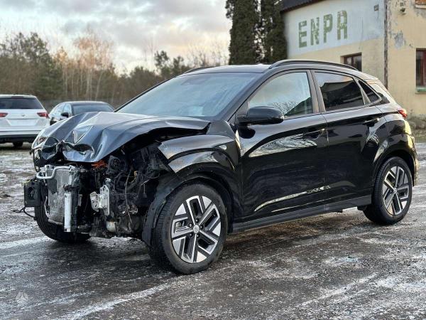 Melns Hyundai Kona 2021 Ukmergė, ar dzinēja tilpumu 0.00 L un nobraukumu 40 tūkst. km par 6700 €, foto 5 vietnē AUTOMOTO.COM.LV