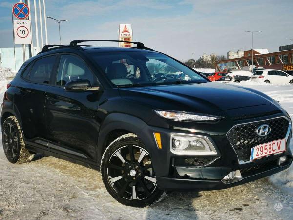 Black Hyundai Kona 2021 in Vilnius, with an engine capacity of 1.60 L and mileage of 37 thousand km for 15880 €, photo 6 on AUTOMOTO.COM.LV