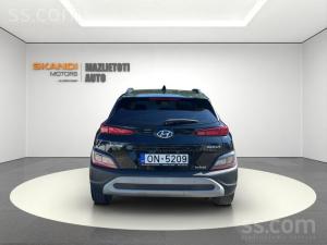 Melns Hyundai Kona 2021 Rīga, ar dzinēja tilpumu 1.60 L un nobraukumu 50 tūkst. km par 17290 €, foto 6 vietnē AUTOMOTO.COM.LV