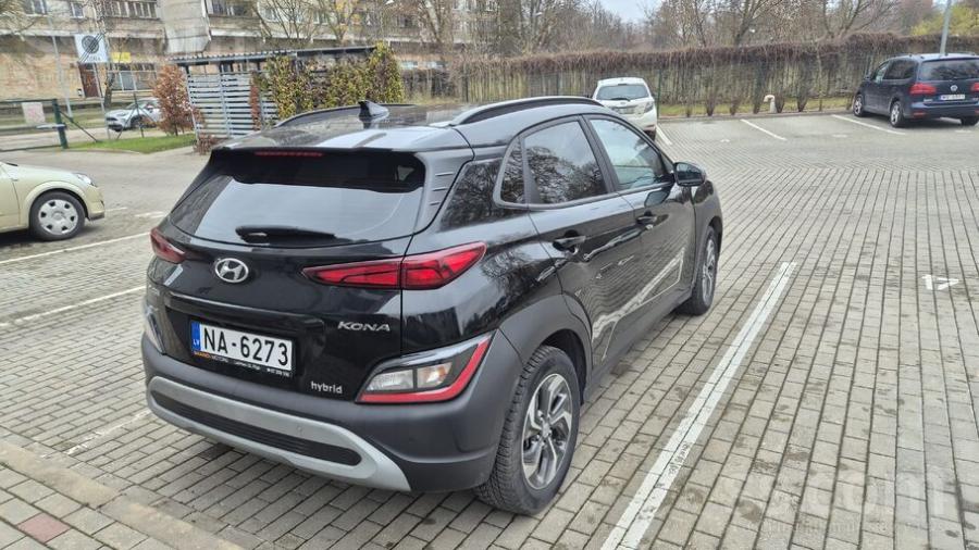 Melns Hyundai Kona 2021 Rīga, ar dzinēja tilpumu 1.60 L un nobraukumu 50 tūkst. km par 15300 €, foto 5 vietnē AUTOMOTO.COM.LV