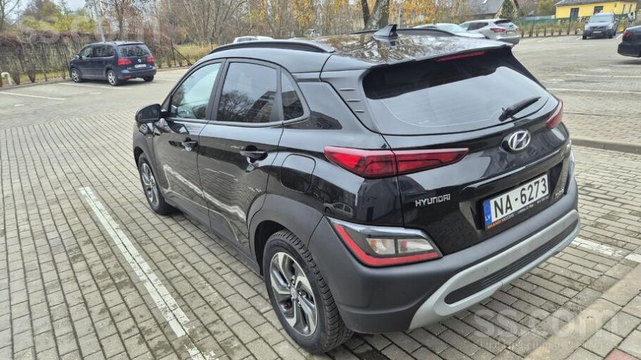 Melns Hyundai Kona 2021 Rīga, ar dzinēja tilpumu 1.60 L un nobraukumu 50 tūkst. km par 15300 €, foto 6 vietnē AUTOMOTO.COM.LV