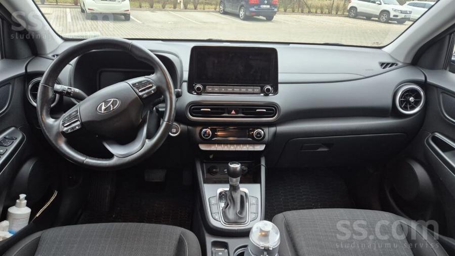 Melns Hyundai Kona 2021 Rīga, ar dzinēja tilpumu 1.60 L un nobraukumu 50 tūkst. km par 15300 €, foto 9 vietnē AUTOMOTO.COM.LV
