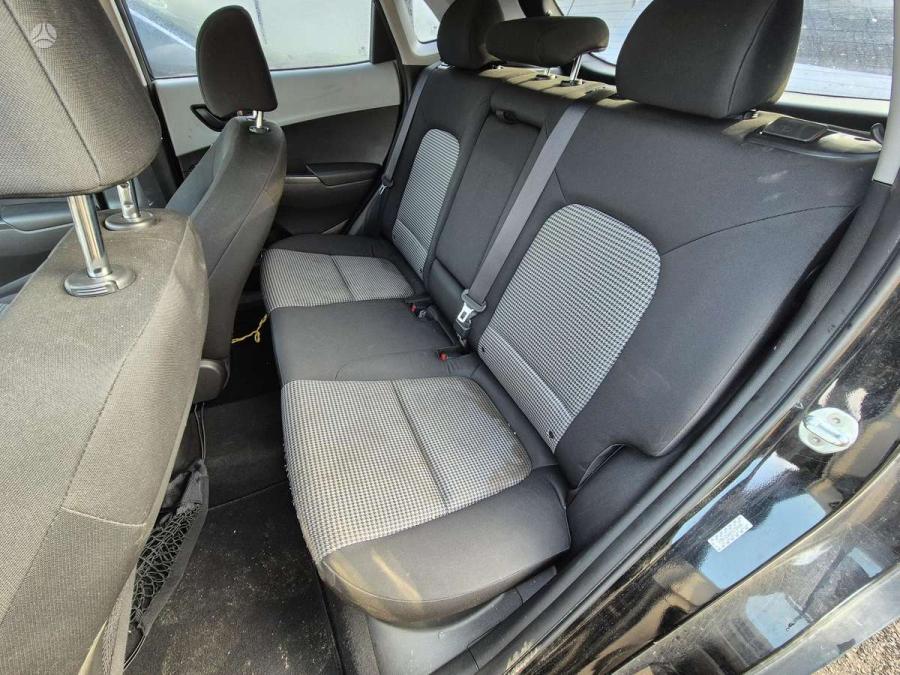 Melns Hyundai Kona 2021 Viļņa, ar dzinēja tilpumu 2.00 L un nobraukumu 110 tūkst. km par 9600 €, foto 9 vietnē AUTOMOTO.COM.LV