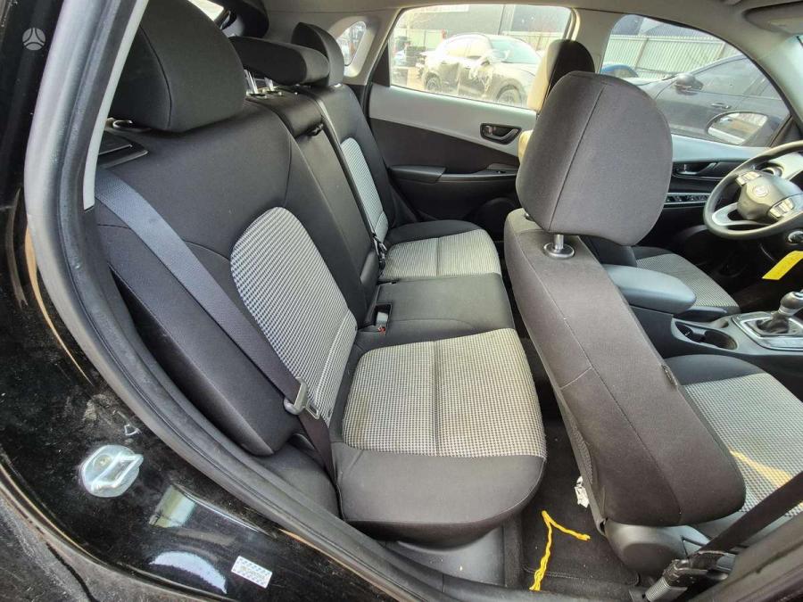 Melns Hyundai Kona 2021 Viļņa, ar dzinēja tilpumu 2.00 L un nobraukumu 110 tūkst. km par 9600 €, foto 10 vietnē AUTOMOTO.COM.LV