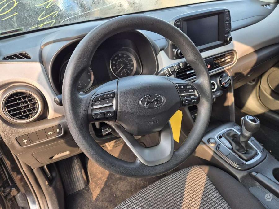 Melns Hyundai Kona 2021 Viļņa, ar dzinēja tilpumu 2.00 L un nobraukumu 110 tūkst. km par 9600 €, foto 14 vietnē AUTOMOTO.COM.LV