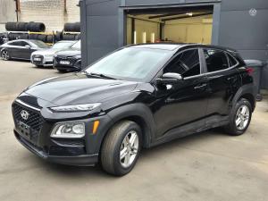 Black Hyundai Kona 2021 in Vilnius, with an engine capacity of 2.00 L and mileage of 111 thousand km for 8600 €, photo  on AUTOMOTO.COM.LV
