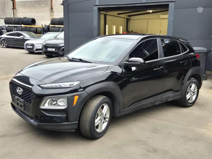 Melns Hyundai Kona 2021 Viļņa, ar dzinēja tilpumu 2.00 L un nobraukumu 111 tūkst. km par 8600 €, foto 1 vietnē AUTOMOTO.COM.LV