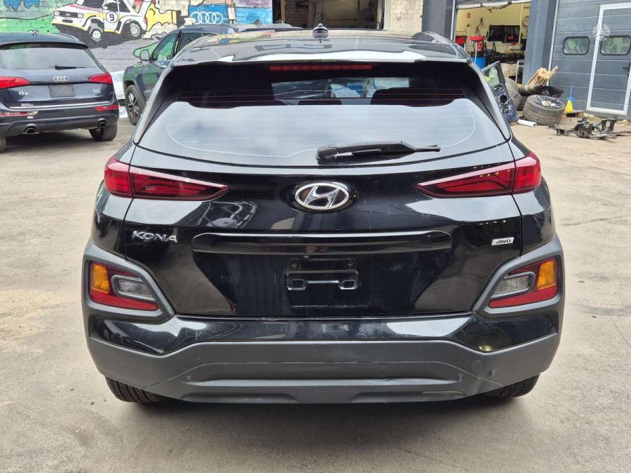 Melns Hyundai Kona 2021 Viļņa, ar dzinēja tilpumu 2.00 L un nobraukumu 111 tūkst. km par 8600 €, foto 5 vietnē AUTOMOTO.COM.LV