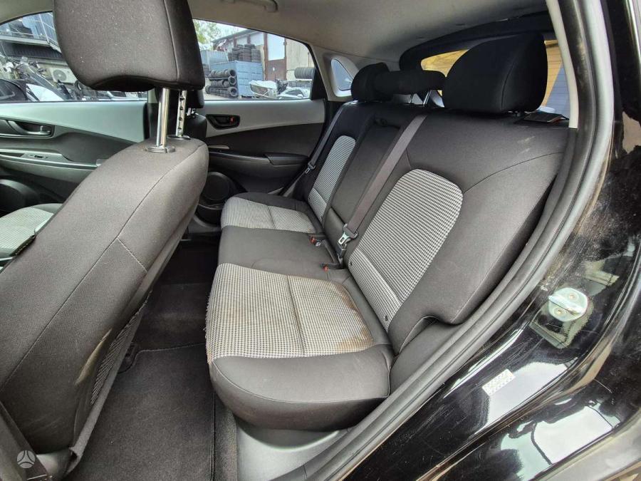 Melns Hyundai Kona 2021 Viļņa, ar dzinēja tilpumu 2.00 L un nobraukumu 111 tūkst. km par 8600 €, foto 12 vietnē AUTOMOTO.COM.LV