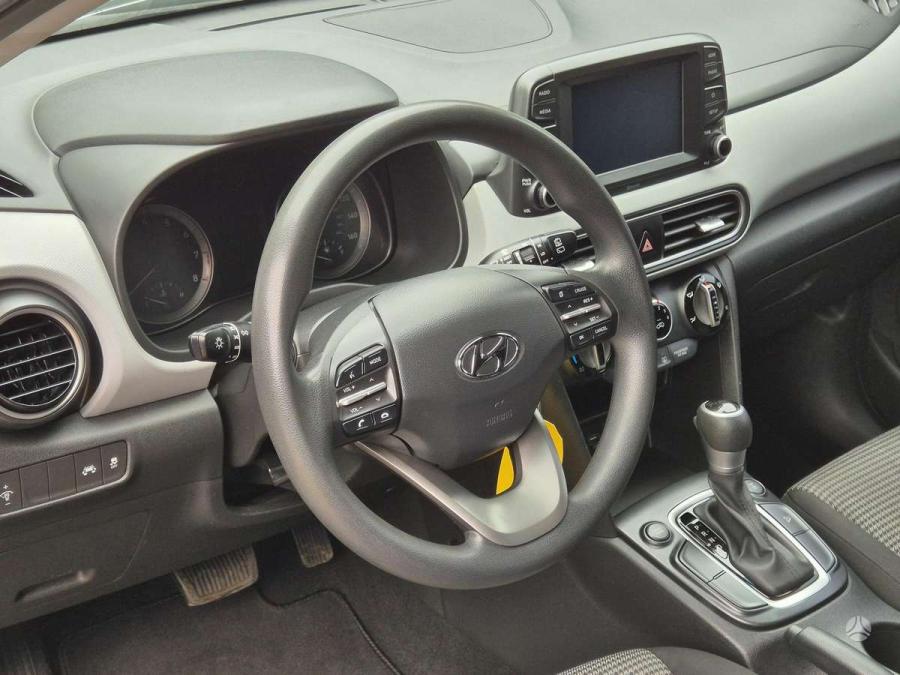 Melns Hyundai Kona 2021 Viļņa, ar dzinēja tilpumu 2.00 L un nobraukumu 111 tūkst. km par 8600 €, foto 16 vietnē AUTOMOTO.COM.LV
