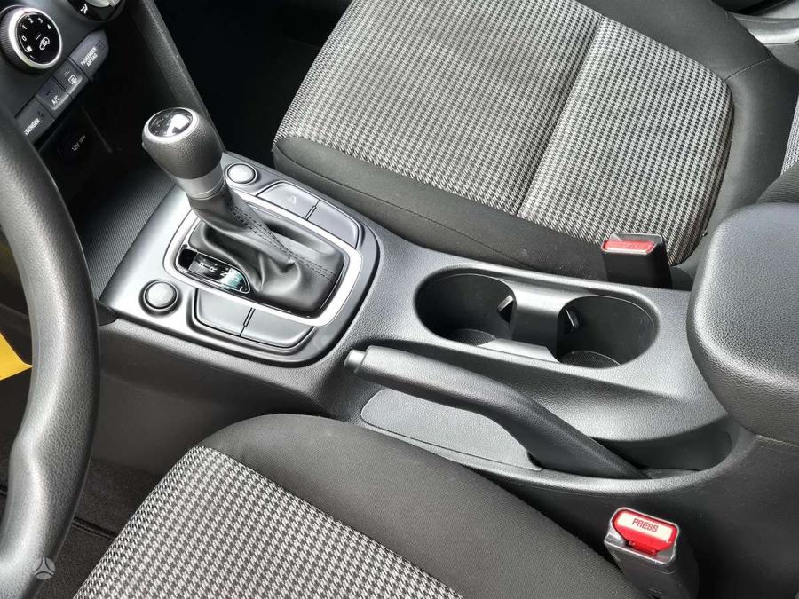 Melns Hyundai Kona 2021 Viļņa, ar dzinēja tilpumu 2.00 L un nobraukumu 111 tūkst. km par 8600 €, foto 19 vietnē AUTOMOTO.COM.LV