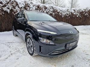 Melns Hyundai Kona 2022 Viļņa, ar dzinēja tilpumu 0.00 L un nobraukumu 28 tūkst. km par 16350 €, foto 3 vietnē AUTOMOTO.COM.LV