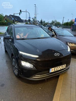 Melns Hyundai Kona 2022 Kauņa, ar dzinēja tilpumu 0.00 L un nobraukumu 81 tūkst. km par 20500 €, foto 3 vietnē AUTOMOTO.COM.LV