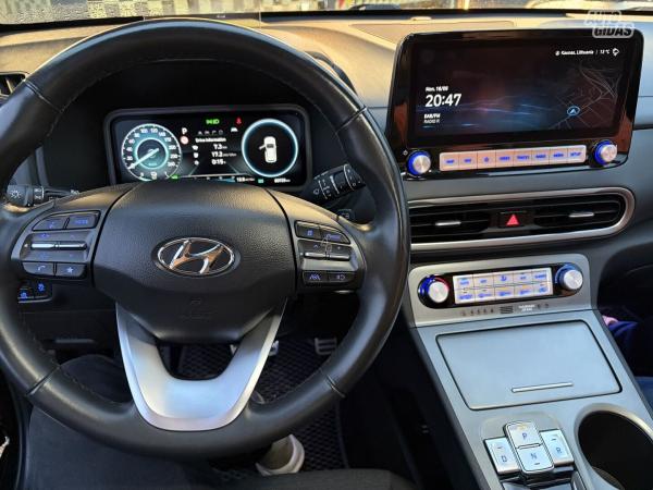 Melns Hyundai Kona 2022 Kauņa, ar dzinēja tilpumu 0.00 L un nobraukumu 81 tūkst. km par 20500 €, foto 7 vietnē AUTOMOTO.COM.LV