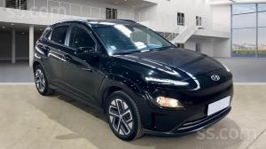 Black Hyundai Kona 2022 in Riga, with an engine capacity of 0.00 L and mileage of 55 thousand km for 18888 €, photo 3 on AUTOMOTO.COM.LV