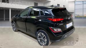 Black Hyundai Kona 2022 in Riga, with an engine capacity of 0.00 L and mileage of 55 thousand km for 18888 €, photo 5 on AUTOMOTO.COM.LV
