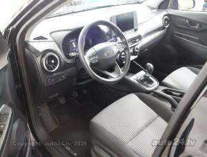 Black Hyundai Kona 2022 in Tallinn, with an engine capacity of 1.00 L and mileage of 36 thousand km for 14900 €, photo 9 on AUTOMOTO.COM.LV