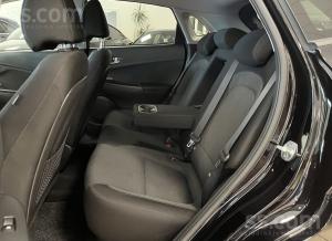 Black Hyundai Kona 2022 in Riga, with an engine capacity of 1.60 L and mileage of 0 thousand km for 17950 €, photo 7 on AUTOMOTO.COM.LV