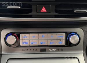 Black Hyundai Kona 2022 in Riga, with an engine capacity of 1.60 L and mileage of 0 thousand km for 17950 €, photo 15 on AUTOMOTO.COM.LV