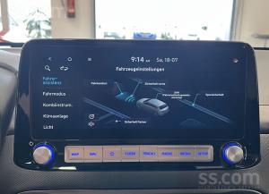 Black Hyundai Kona 2022 in Riga, with an engine capacity of 1.60 L and mileage of 0 thousand km for 17950 €, photo 18 on AUTOMOTO.COM.LV