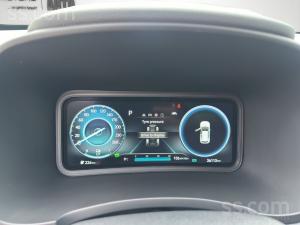 Black Hyundai Kona 2022 in Riga, with an engine capacity of 0.00 L and mileage of 26 thousand km for 20990 €, photo 13 on AUTOMOTO.COM.LV