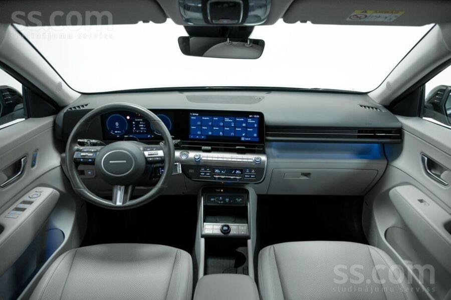 Melns Hyundai Kona 2023 Rīga, ar dzinēja tilpumu 1.60 L un nobraukumu 67 tūkst. km par 22500 €, foto 8 vietnē AUTOMOTO.COM.LV